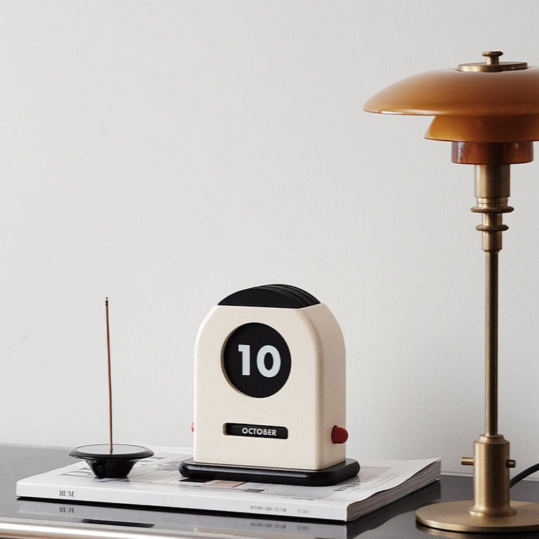 Nordic Designer Wooden Retro Calendar – OnShelf